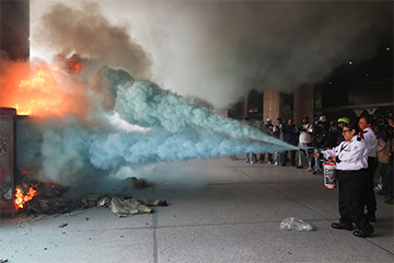Protests and last-minute construction work disrupt Mexico City ahead of ...